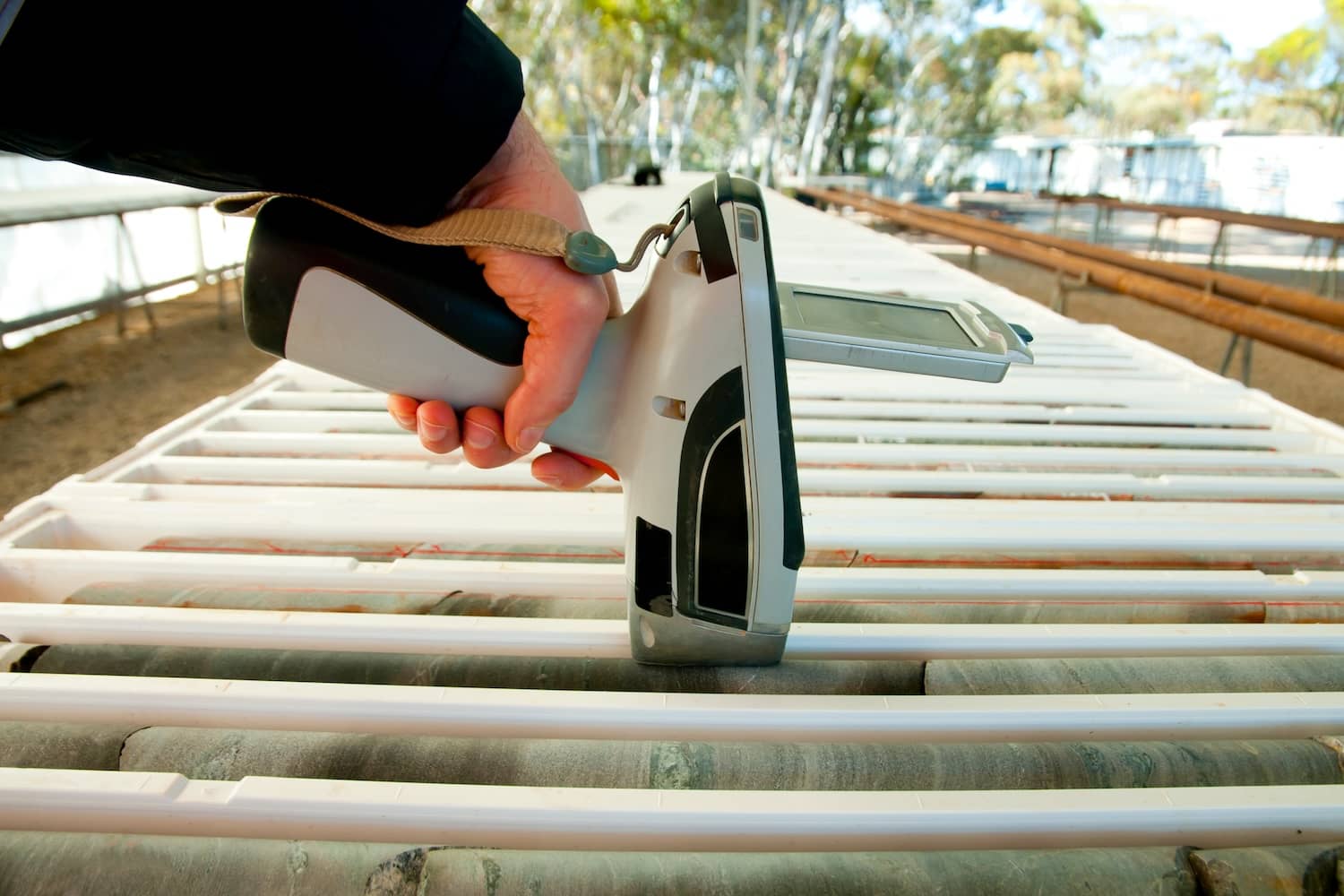 The Value Of A Lead Based Paint Test Before Encapsulating - Knockout ...